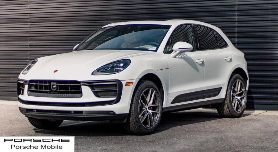 Buy used Porsche Macan at Porsche Mobile