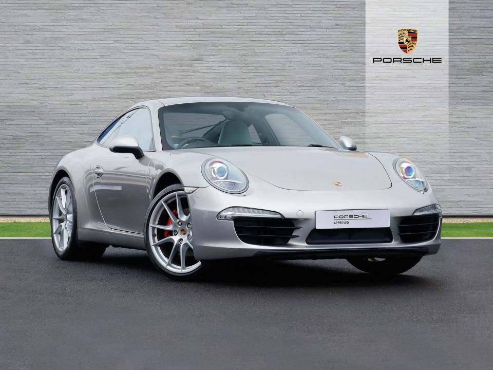 Buy Pre-Owned Porsche 911 Carrera at Porsche Centre Sheffield